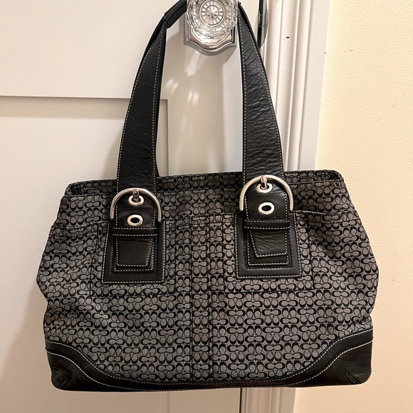 Coach | Bags | Authentic Coach Signature Bag | Poshmark